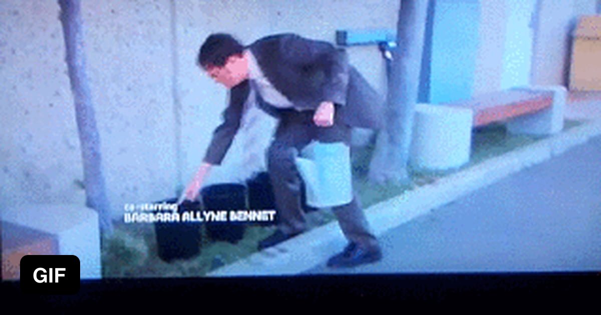 My Favorite Scene From The Office: Dwight's Magic Beans - 9GAG