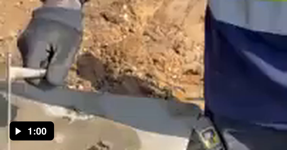 The way he layers the brick - 9GAG