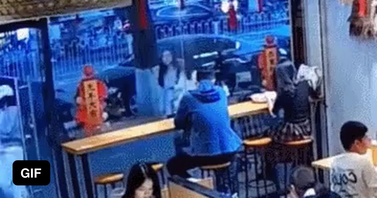 Restaurant accident - 9GAG