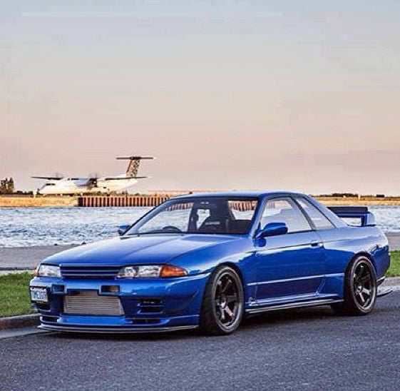Nissan Skyline Gt-R (R32) - 9GAG