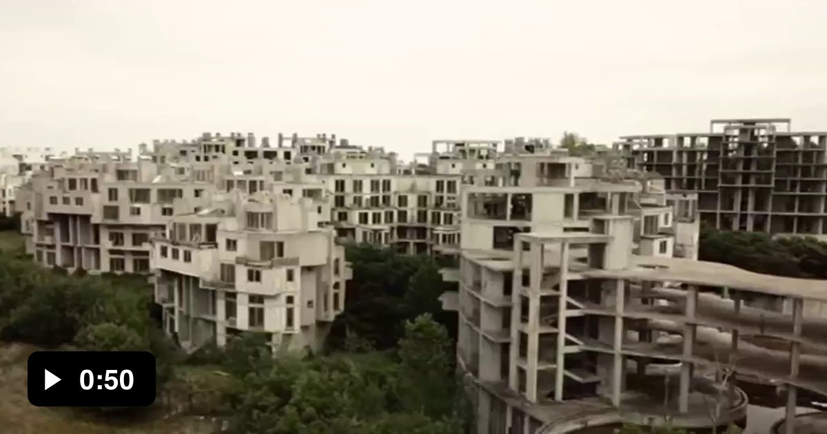 Costa Del Croco luxury holiday village on the Black sea turned ghost ...