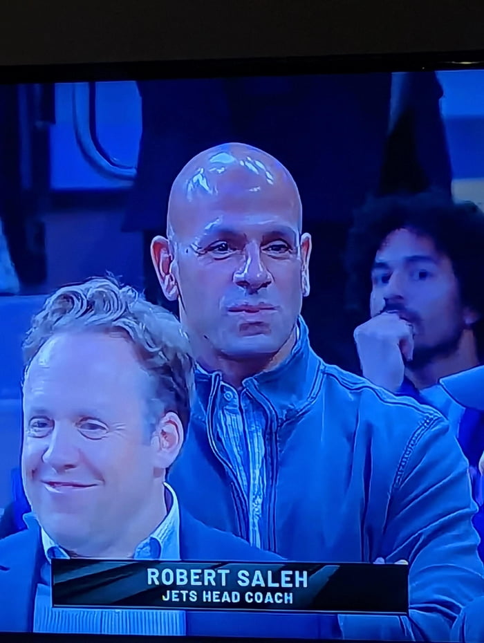 Robert Saleh, the shiny head - 9GAG