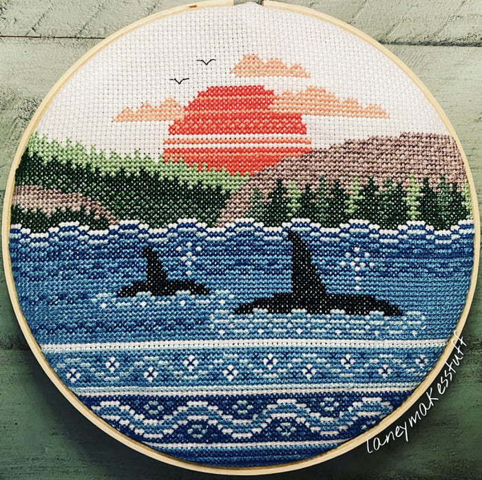 Orca x stitch - 9GAG