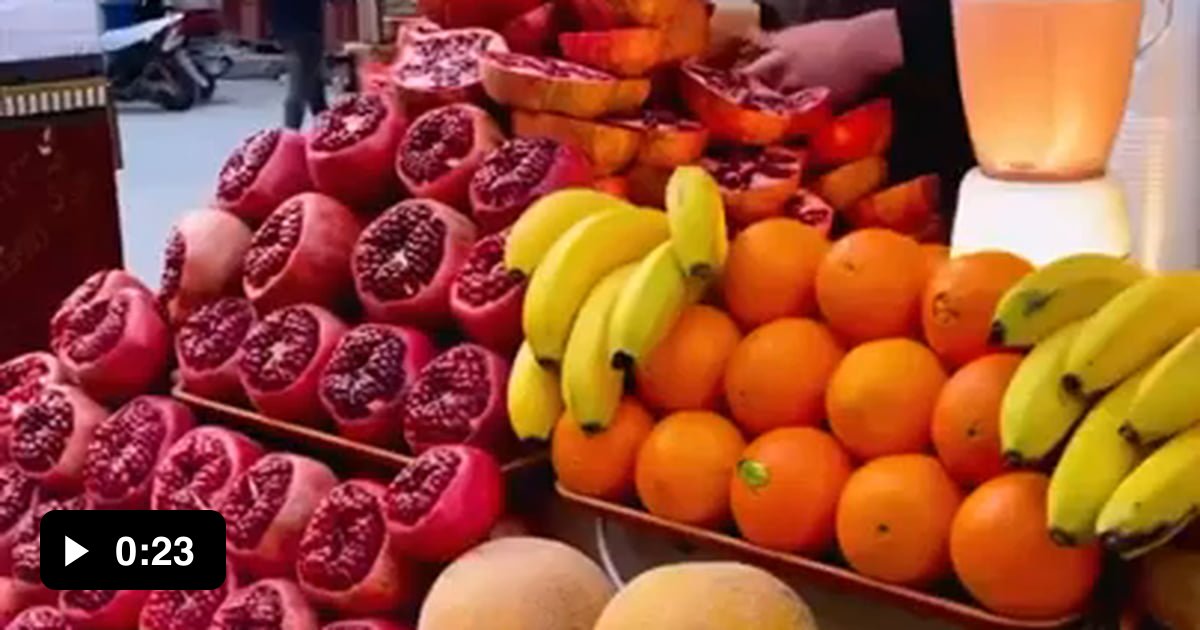 This heavenly elixir of pomegranate juice in the streets of Baghdad ...