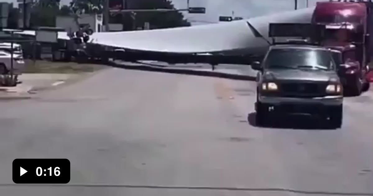 Looks clear to me . C'mon thru.... - 9GAG