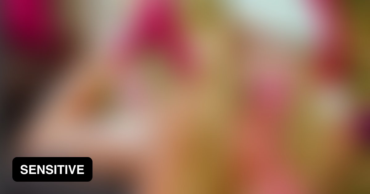 Kianna Dior / Victoria Ann Woo - 9GAG