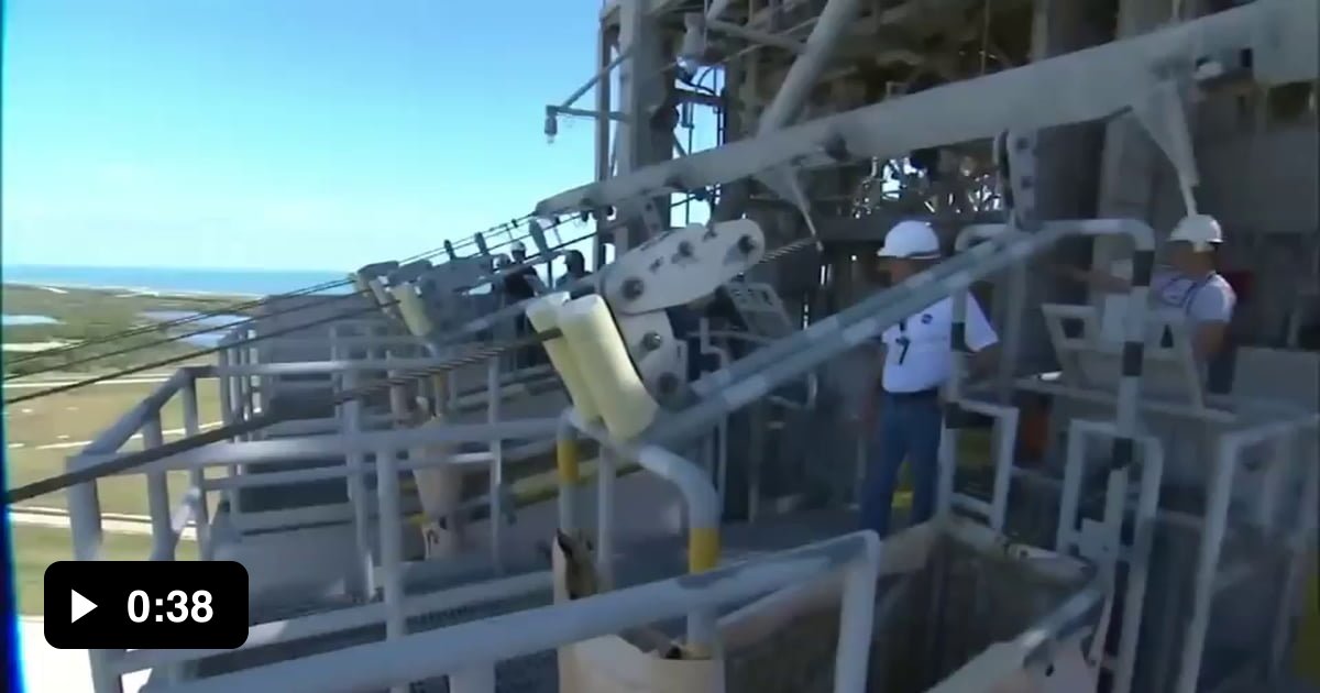 The Egress Slidewire Baskets that NASA used during the space shuttle ...