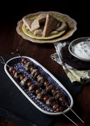 Syrian lamb kebab with cherry - 9GAG