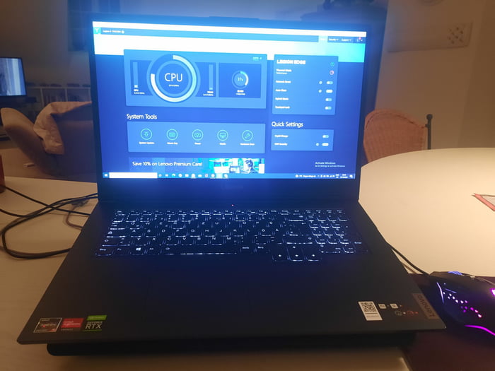 Mi first gaming PC/Laptop ever. Love it! - 9GAG