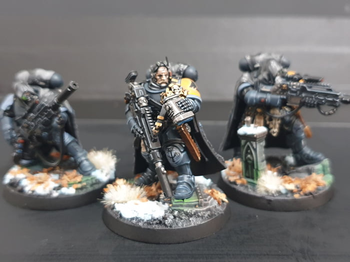 Tha bases are finally painted. The Valkyrie Squad of the Space Wolves ...
