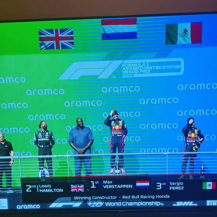 Hight difference between shaq and f1 drivers - 9GAG