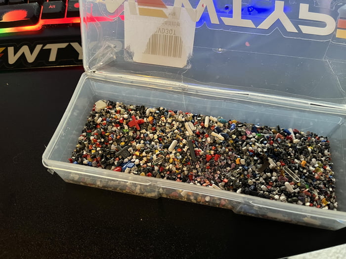 Does anyone else keep the nubs from their builds? - 9GAG