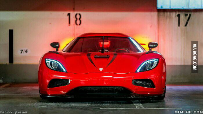 Koenigsegg Agera R one of the only cars that can walk the ugly bug. - 9GAG