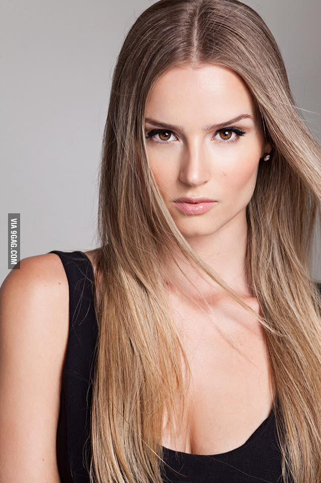 Lauren Hermsdorff - 9GAG