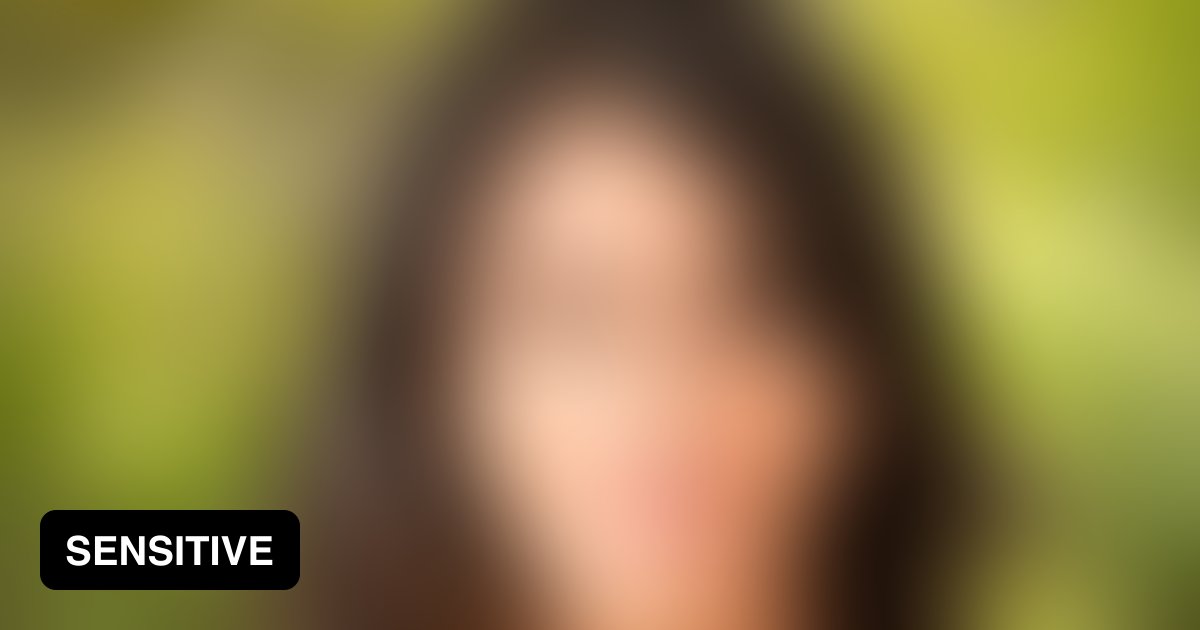 Yes!! she does!! - 9GAG