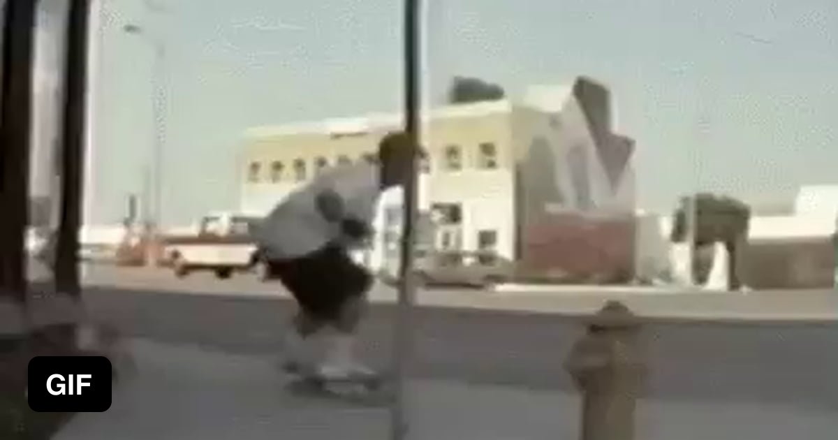 “Natas Spin” atop a fire hydrant in 1989 - 9GAG