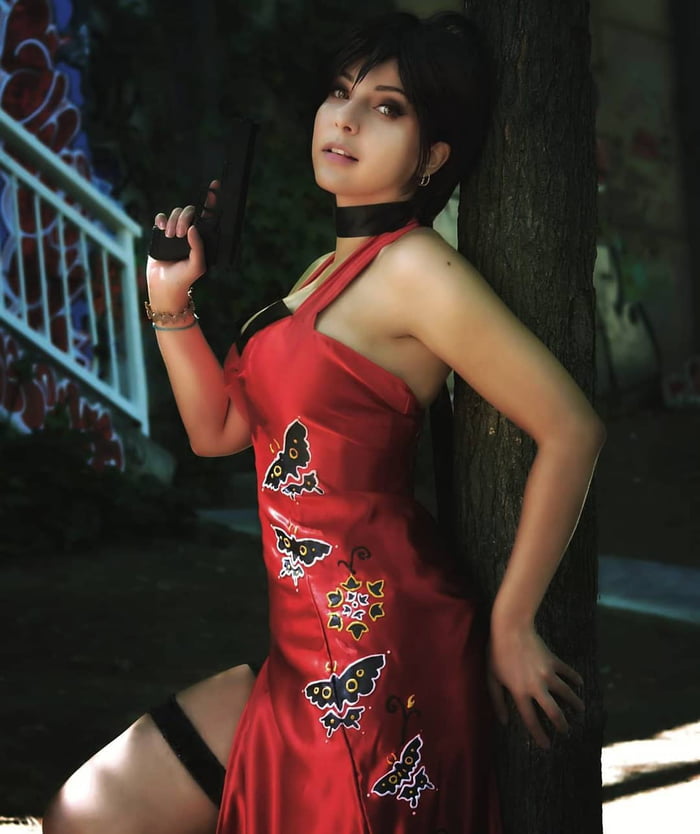 Ada Wong by Shermie Cosplay - 9GAG