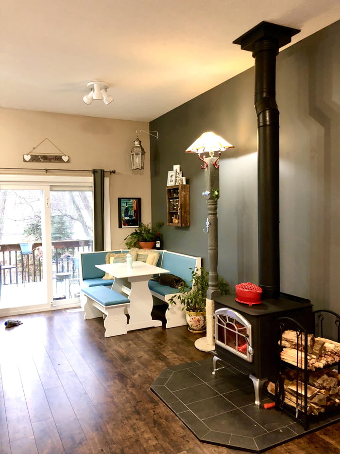 New hardwood floors, wood stove, and breakfast nook = cozy place :) - 9GAG
