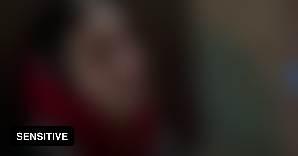 Is it normal for a mom to kiss her son on the lips? - 9GAG