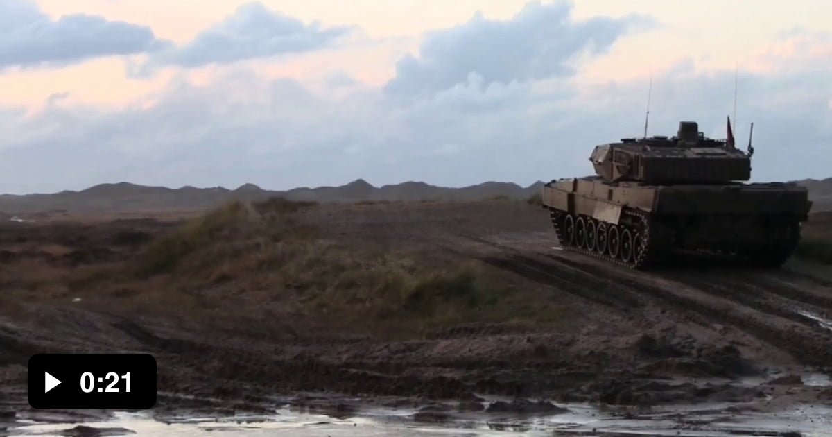 Danish Leopard 2A5DK Main Battle Tank in Action! - 9GAG