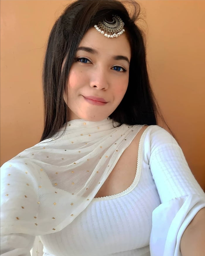 Kakoli Deka, beauty from Bangladesh - 9GAG