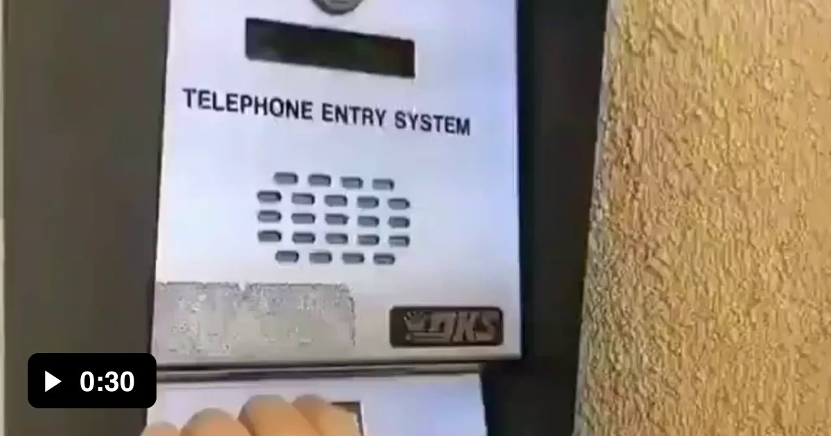 Playing "Pirates of the Caribbean" with telephone numbers - 9GAG