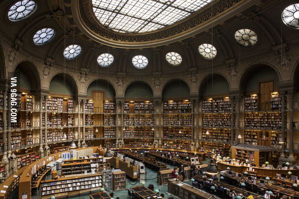 The national library of France! - 9GAG