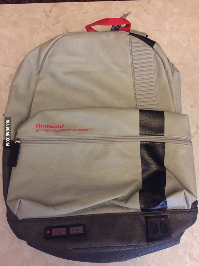 This is the best backpack ever. - 9GAG