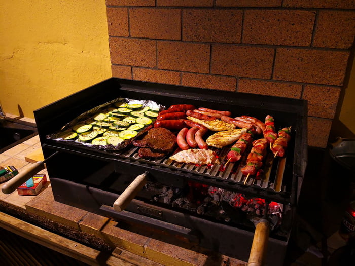 BBQ in Valencia - 9GAG