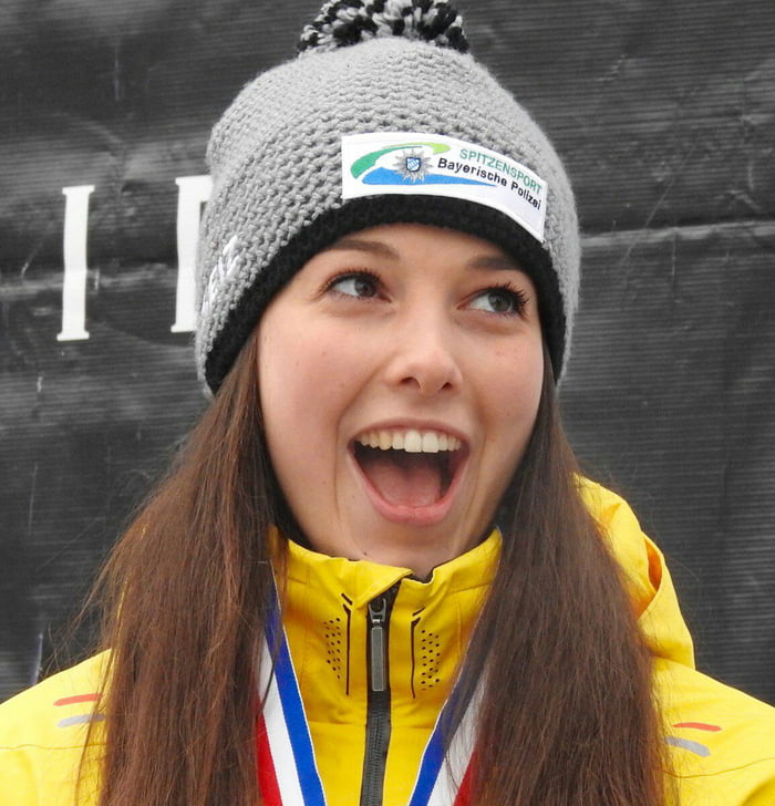 Anna Fernstaedt (german olympic, skeleton) - 9GAG