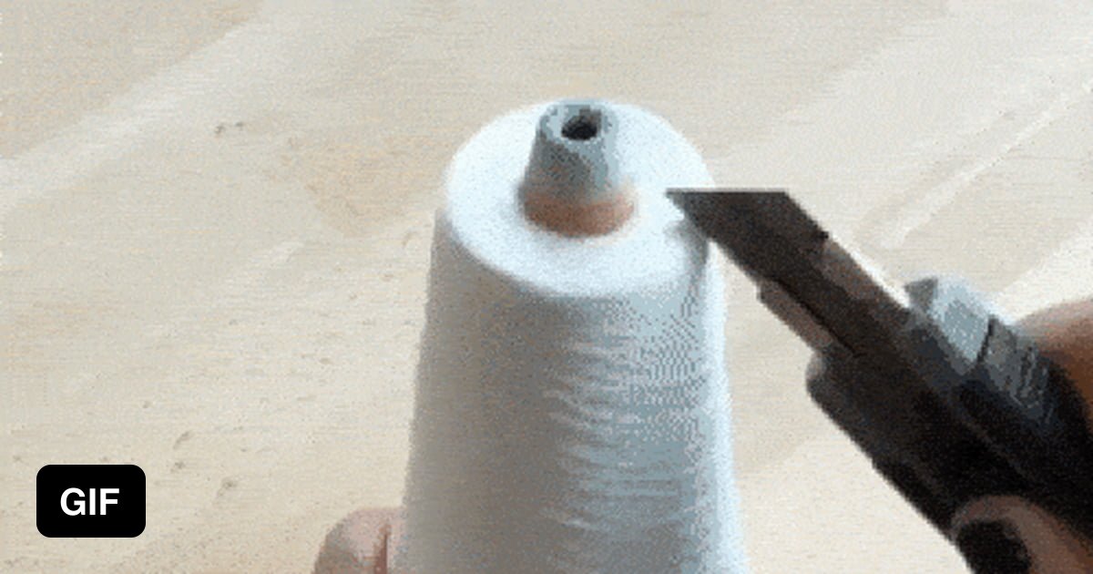 Cutting string with a razor blade. - 9GAG