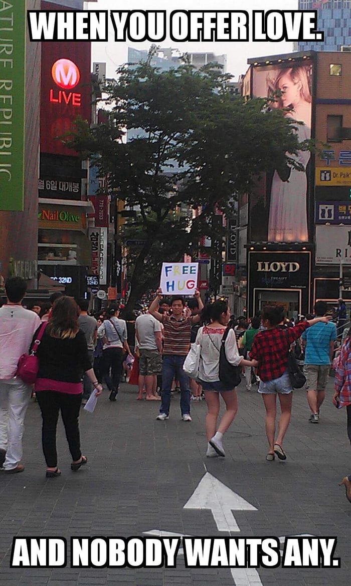 Free Hugs - 9GAG