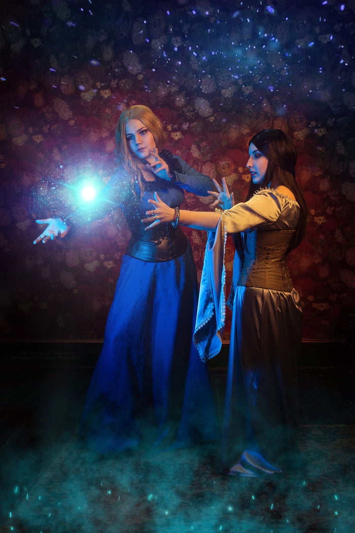 Sorceresses - Nimue and Condwiramurs from the Witcher books - 9GAG