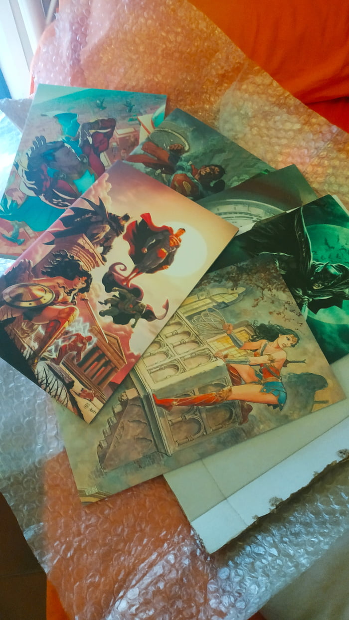 Best covers in a while for DC Comics in Italy.. - 9GAG