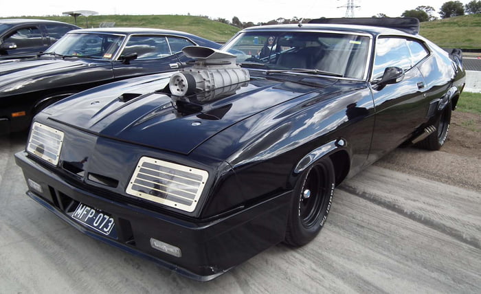 It's the last of the V8s. She sucks nitro... with Phase 4 heads! 600 ...