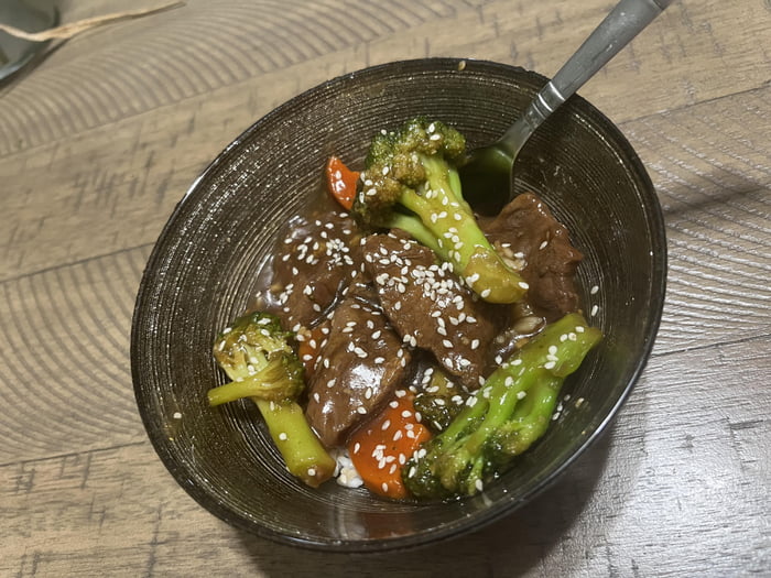 Beef and broccoli! - 9GAG