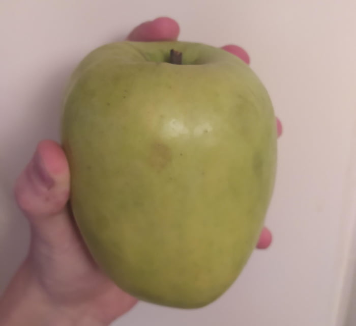 Of an apple - 9GAG