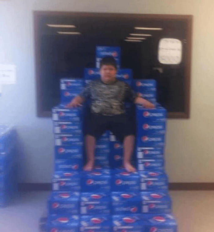 Send your favorite image for Pepsi throne guy to judge - 9GAG
