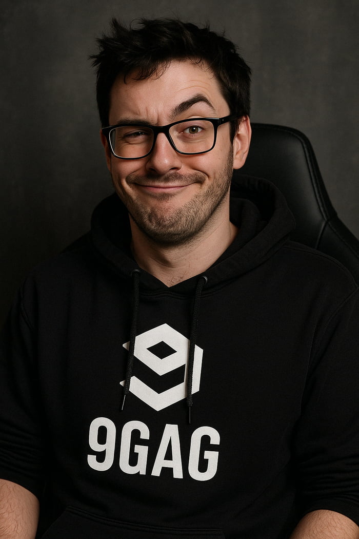 Our new community Moderator: Steven, say Hello! - 9GAG