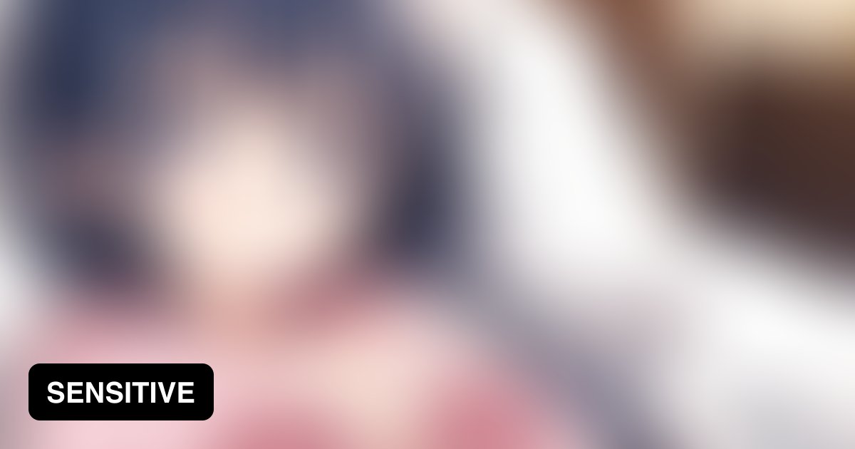 The usual thing to do while in bed. - 9GAG