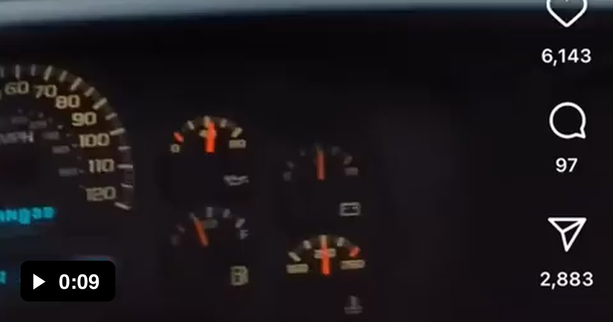 Garbage truck fire turns into a massive explosion on the highway - 9GAG