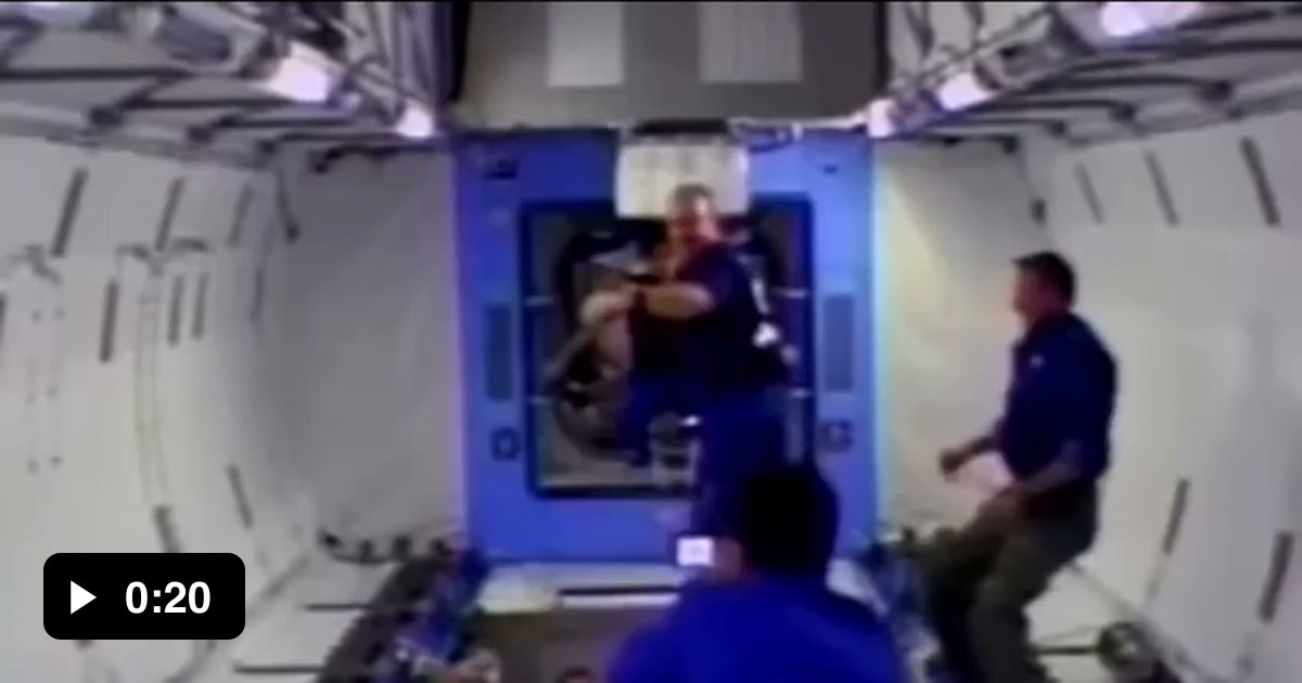 Astronaut Chris Hadfield: 'It's Possible To Get Stuck Floating In The Space Station If You Can't ...