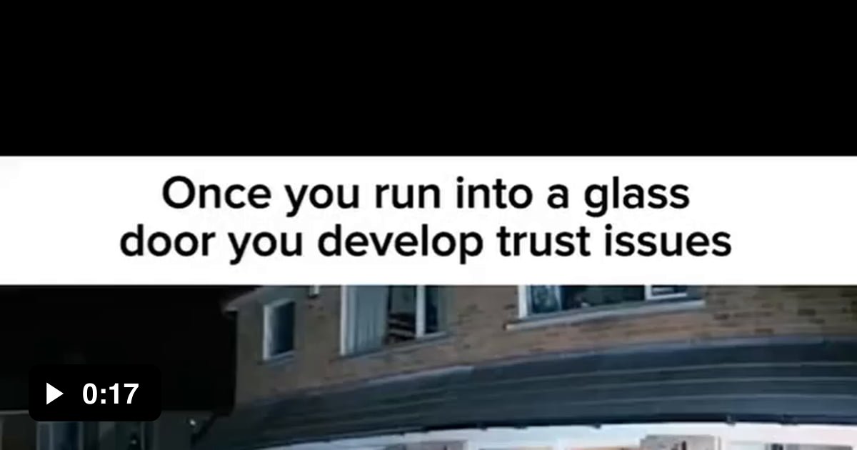 He developed trust issues - 9GAG