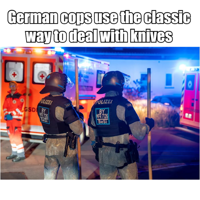 German Cops use chain-armor to defend against knive-people - 9GAG