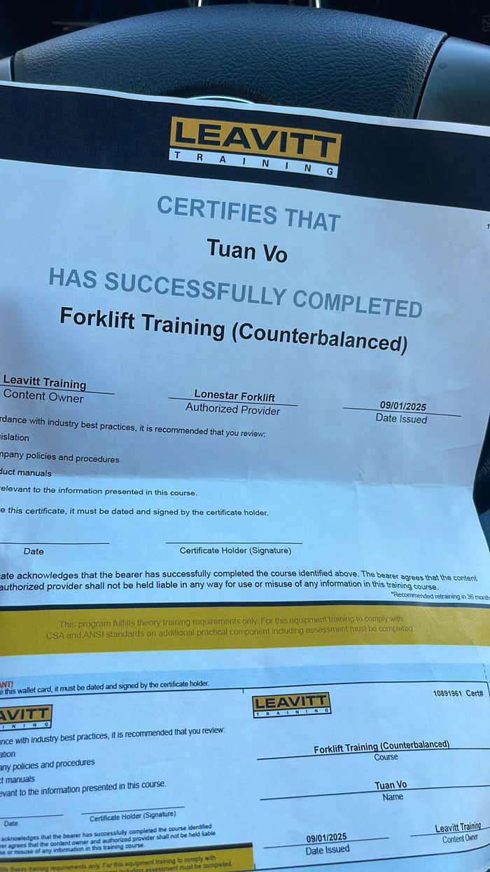 You all are all talk! Im the one who is certified! - 9GAG