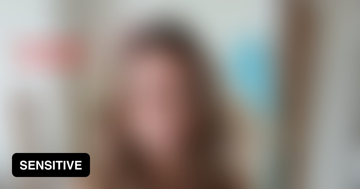 Abs on a girl, is it a go or no go to you? - 9GAG