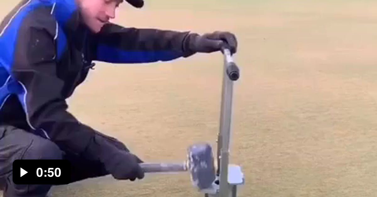 Changing A Hole Location On A Golf Course - 9GAG