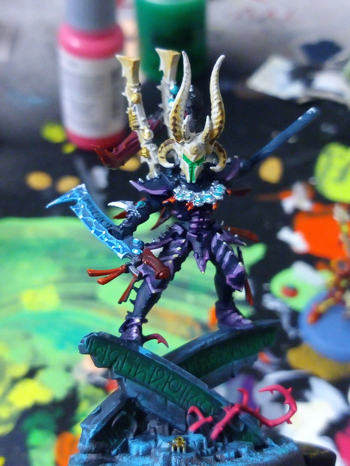 Drazhar from the Drukhari . My very first Power Sword effect. - 9GAG