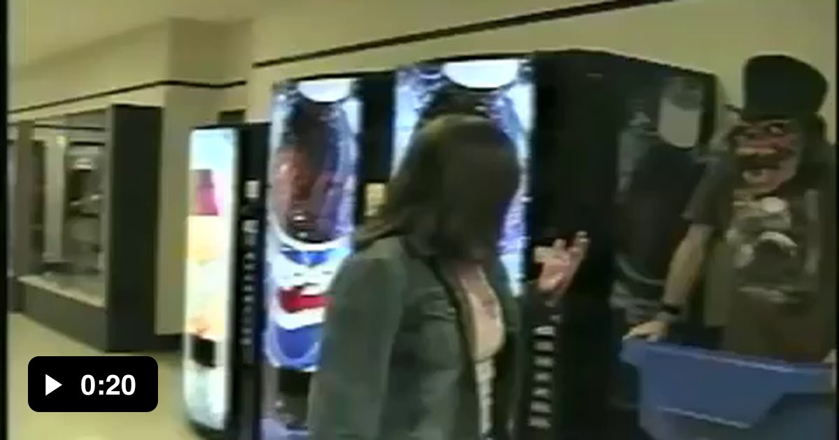 Scare prank gone wrong - 9GAG