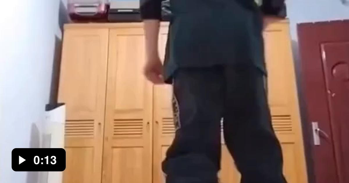 Bro's having a breakdown while breaking it down - 9GAG